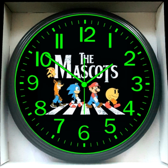 Wall Decor | Crash Bandicoot Pacman Mario Bros Sonic The Hedgehog Glow ...